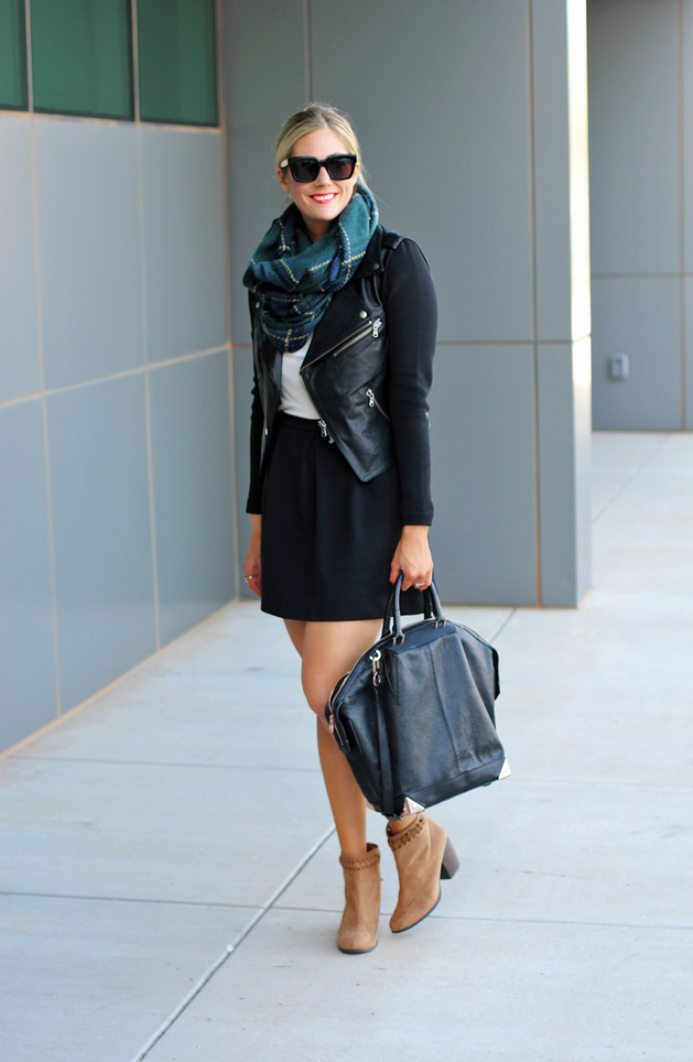 Fall Essential: Scarf for Stylish Look