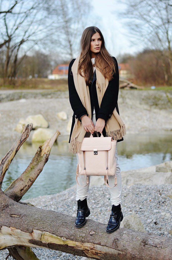 Learn How to Layer Like A Pro - 23 Outfit Ideas with Layers