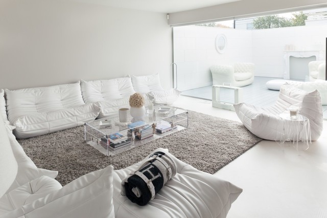 27 Minimalist White Living Room Designs