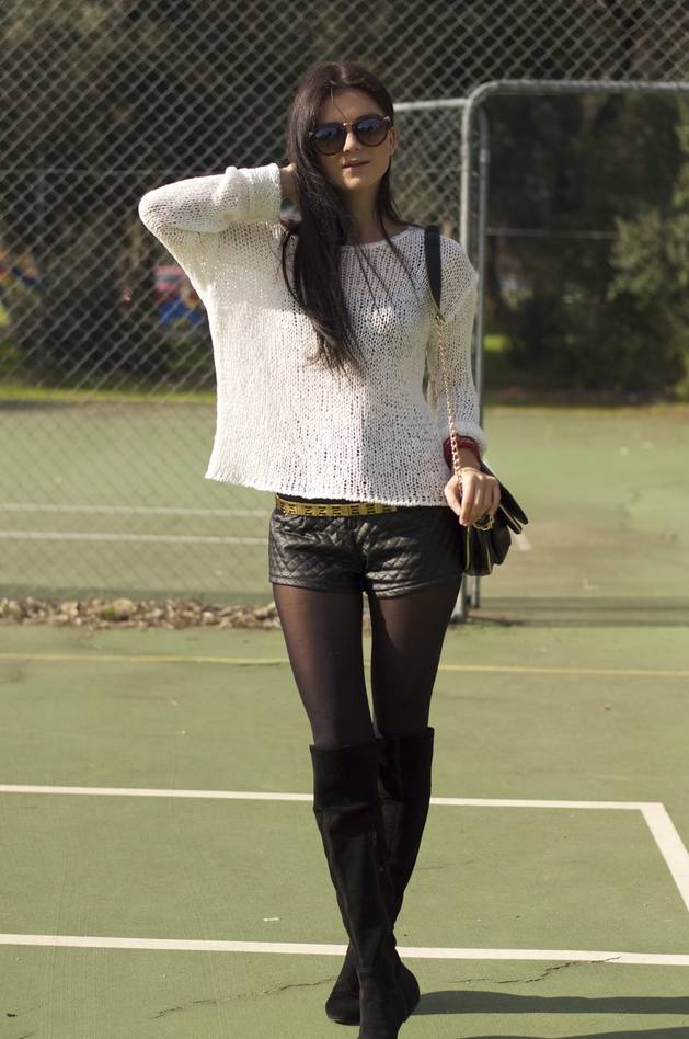 How to Wear Shorts in Cold Weather- 18 Stylish and Chic Outfit Ideas