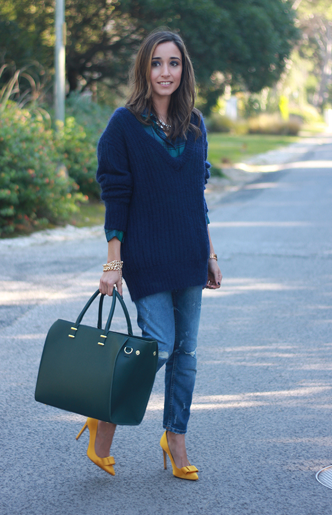 25 Stylish Navy Outfit Ideas for Perfect Look