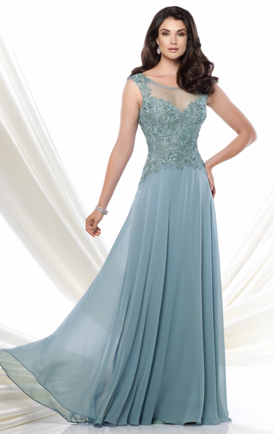 20 Elegant and Glamorous Evening Gowns