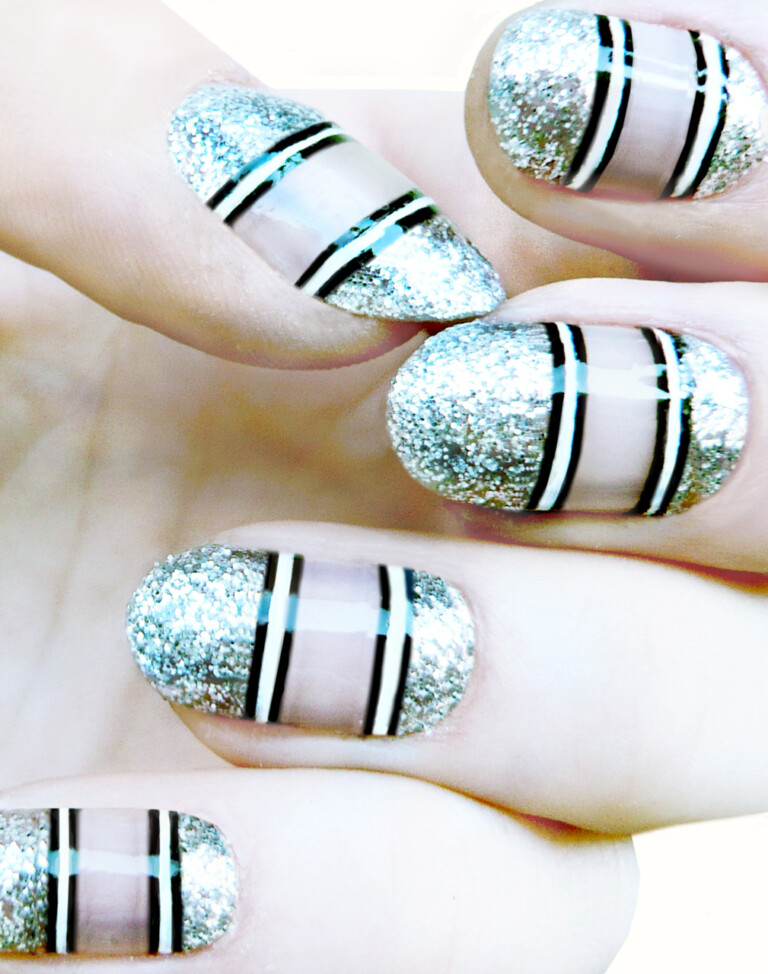 16 Sparkle Nail Art Ideas for Dramatic Nails Look