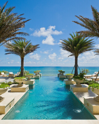 On the Edge: 21 Stunning Infinity Pool Designs