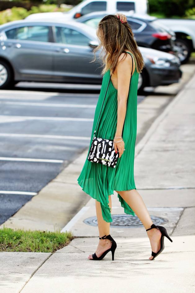 20 Perfect Dresses To Wear Right Now