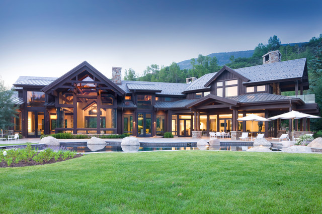 18 Stunning Mountain Houses With Rustic Exterior