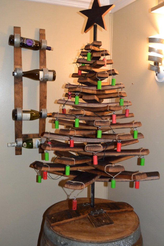16 Unique and Unconventional DIY Christmas Tree Ideas