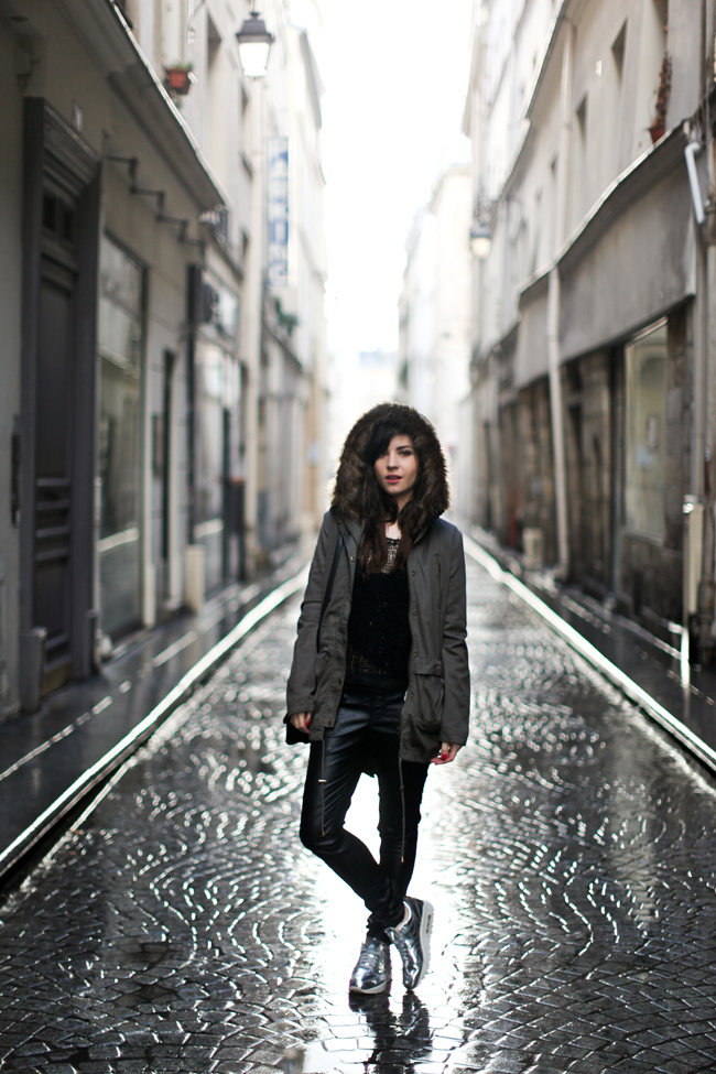 Stay Warm and Stylish: 18 Cargo Jacket Outfit Ideas