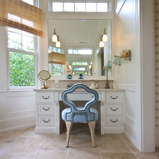 17 Chic Ways To Style A Vanity