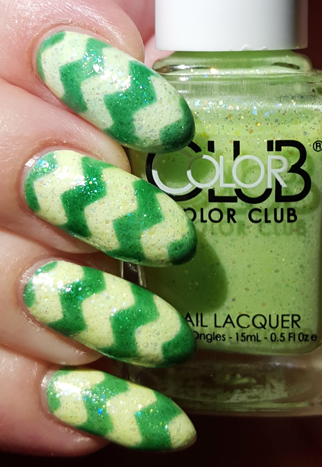 18 Cool Green Nail Art Ideas in Different Shades