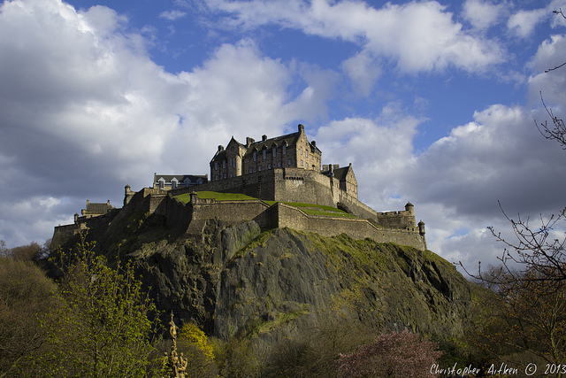 14 Beautiful Historic Castles from Around the World Worth Visiting
