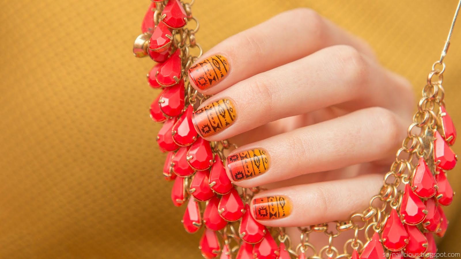 Red and Orange: 16 Cute Nail Polish Combos for Your Nails
