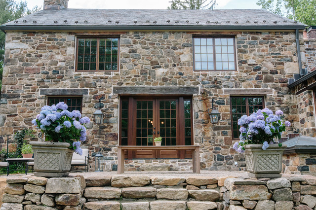 20 Beautiful Stone Exterior Design Ideas