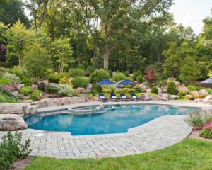 18 Amazing Poolside Landscape Ideas
