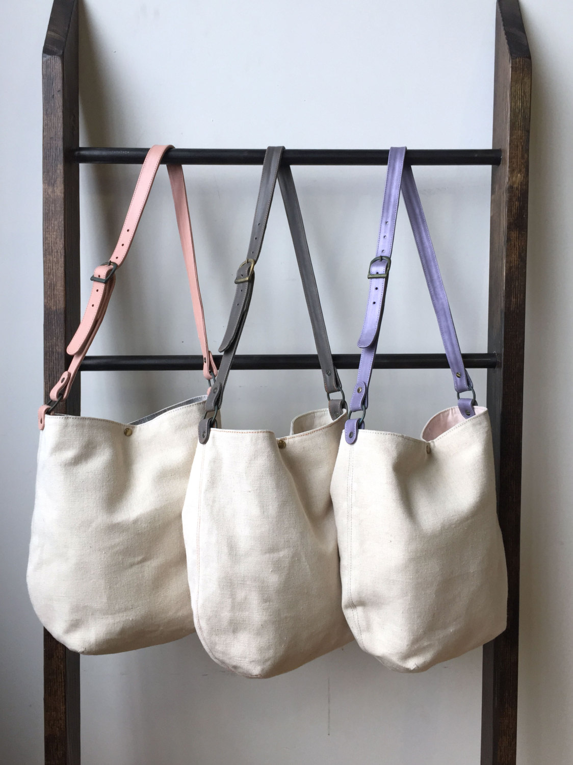 15 Fashionable Handmade Bag Designs To Take All You Need With You In Style