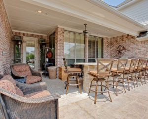 18 Amazing Deck Bar Design Ideas