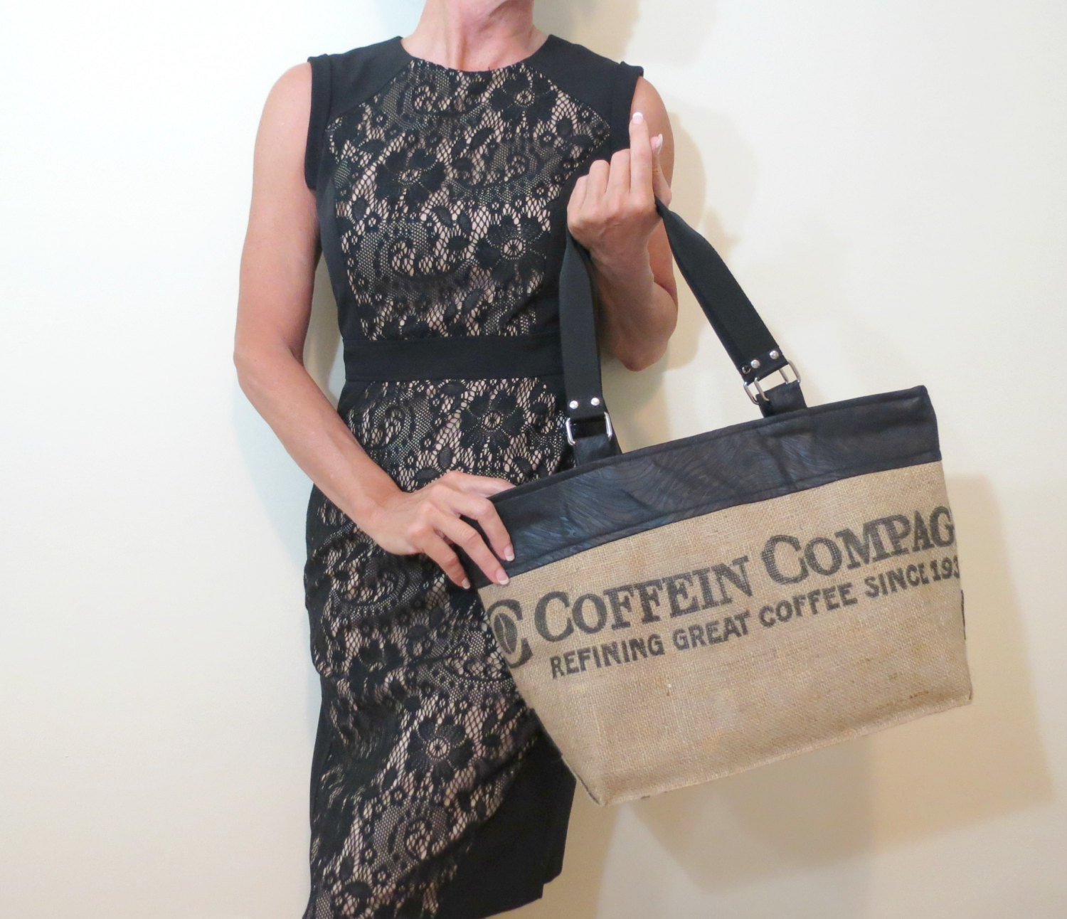 17 Chic Handmade Bags From Repurposed Materials