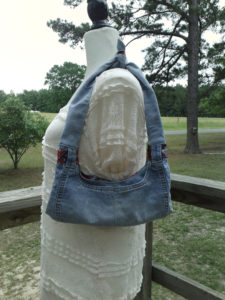 17 Chic Handmade Bags From Repurposed Materials