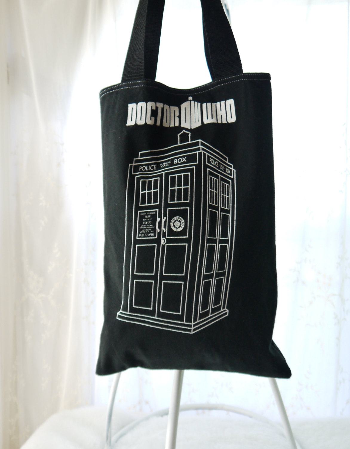 17 Chic Handmade Bags From Repurposed Materials