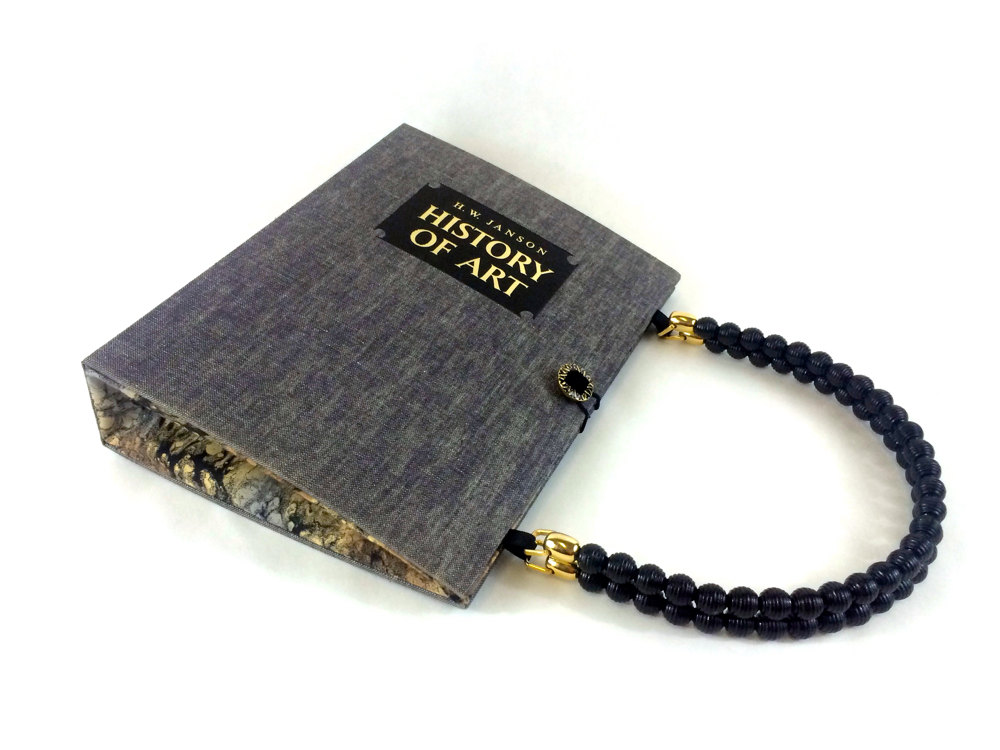 17 Chic Handmade Bags From Repurposed Materials
