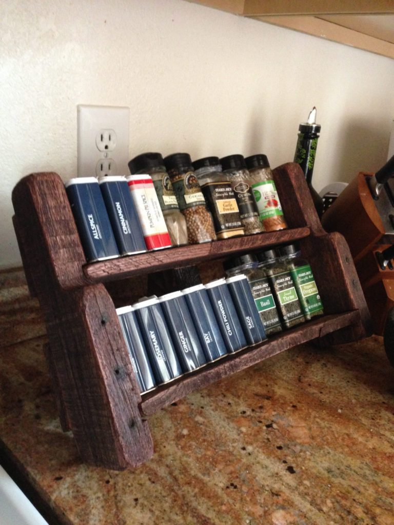 17 Creative Spice Rack Designs That Your Kitchen Lacks
