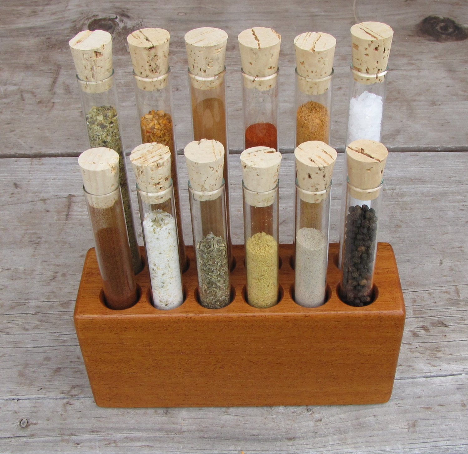 17 Creative Spice Rack Designs That Your Kitchen Lacks