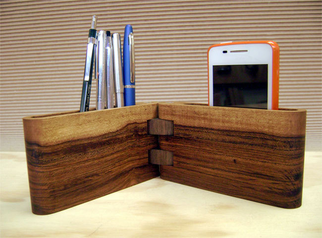 16 Splendid Ideas That Will Help You Organize Your Desktop