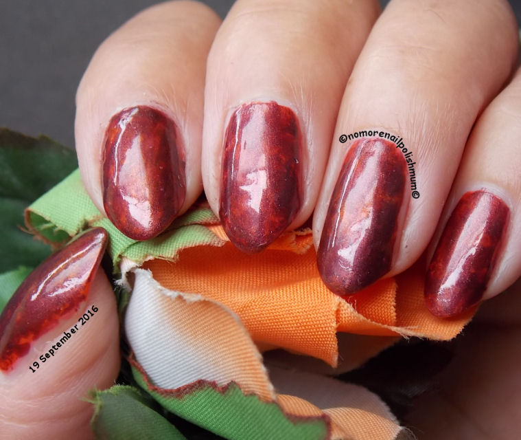 15 Cute Fall Inspired Nail Art Ideas