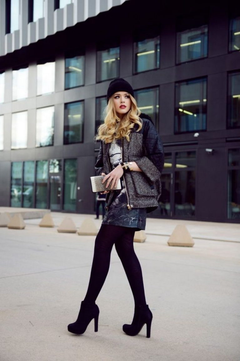 20 Chic Ideas How to Style Black Tights This Season