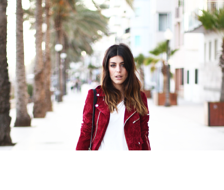How To Rock The Velvet Jacket With Style: 18 Outfit Ideas