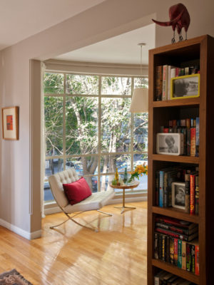 17 Stunning Design Ideas for Interiors with Tall Windows