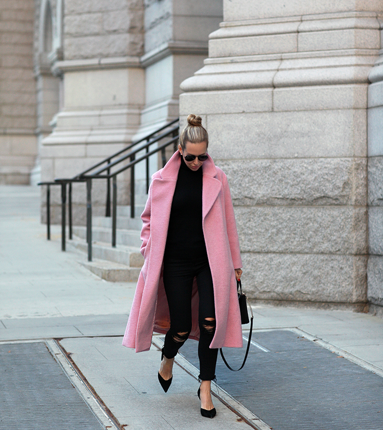 December Fashion Inspiration: 22 Stylish Outfit Ideas by Our Favorite ...