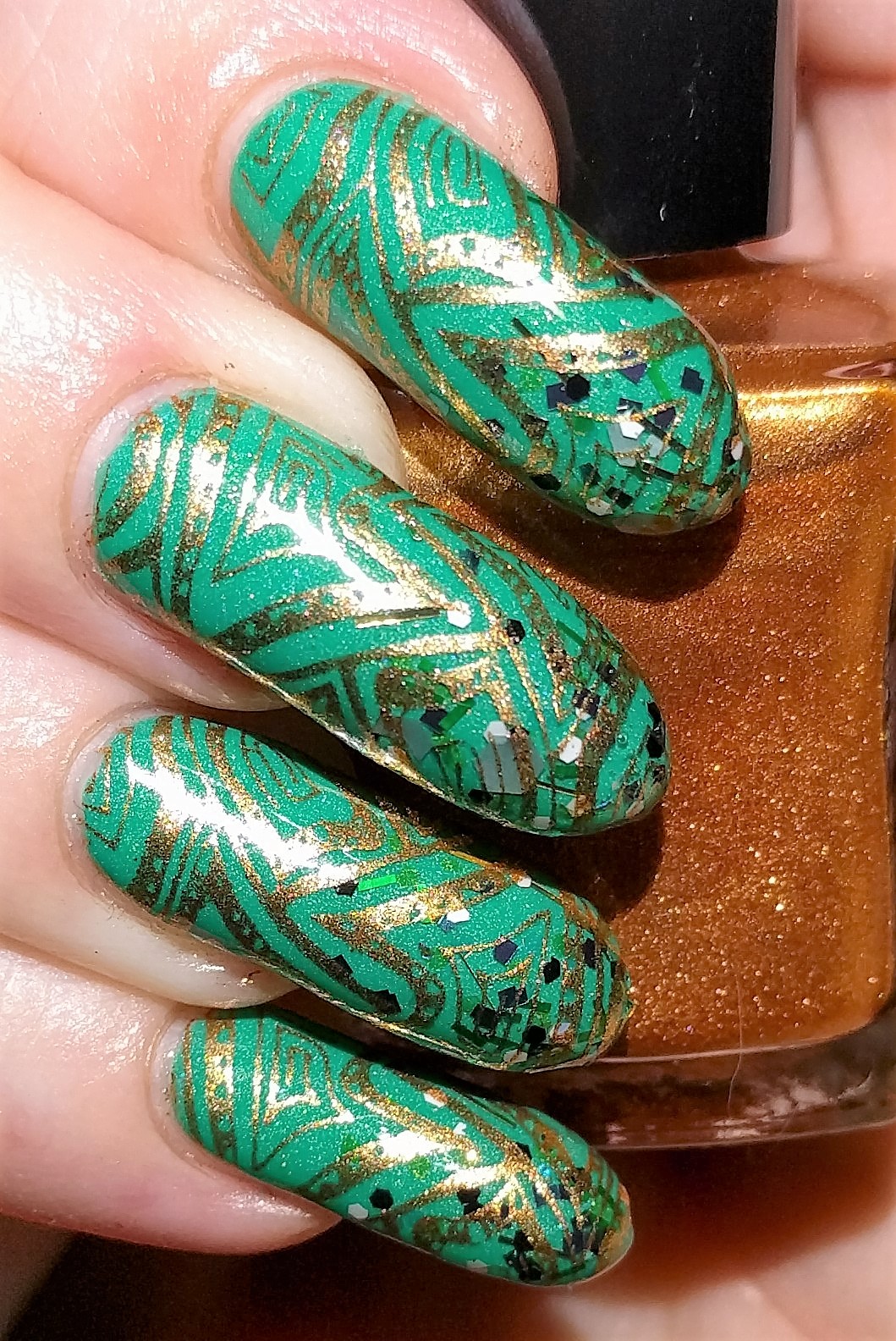 18 Bright Spring Nail Art Ideas in Green Shades