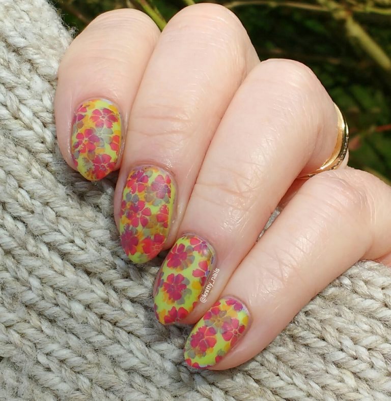 Hippy and Boho Nail Art Ideas for Cute Nails