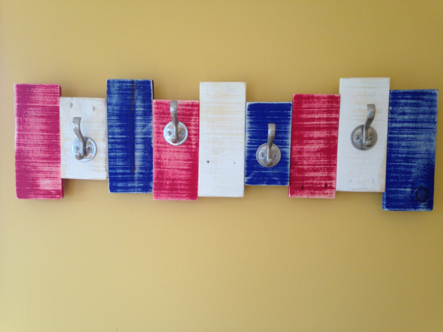 16 Creative and Practical Storage & Organization Crafts Made Out of ...