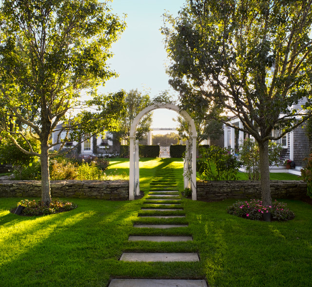 16 Spectacular Landscape Designs That Will Bring Serenity To Your Garden