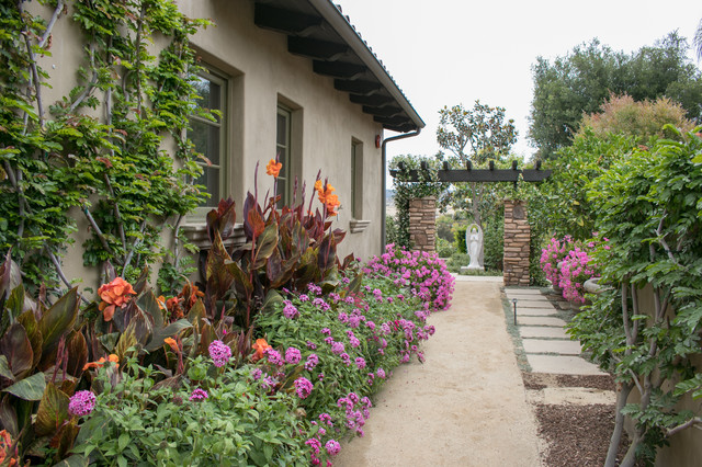 16 Spectacular Landscape Designs That Will Bring Serenity To Your Garden