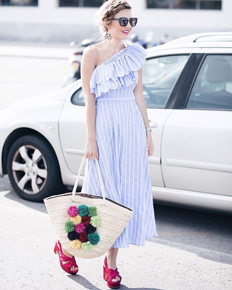 Summer In The Office: 17 Preppy Work Appropriate Outfit Ideas