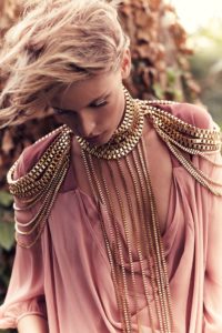 15 Trendy Body Chains For An Impressive Look