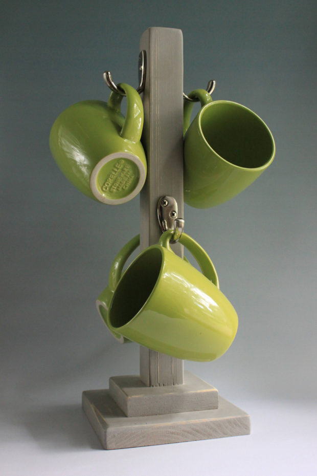 15 Awesome Handmade Coffee Mug Racks For The Coffee Junkies Out There