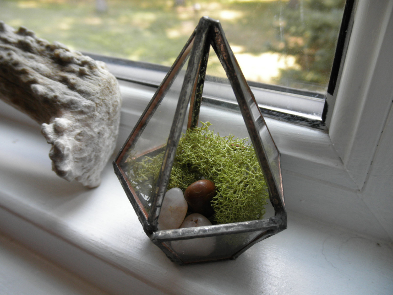 15 Awesome Terrarium Designs That Will Bring Living Decor In Your Home