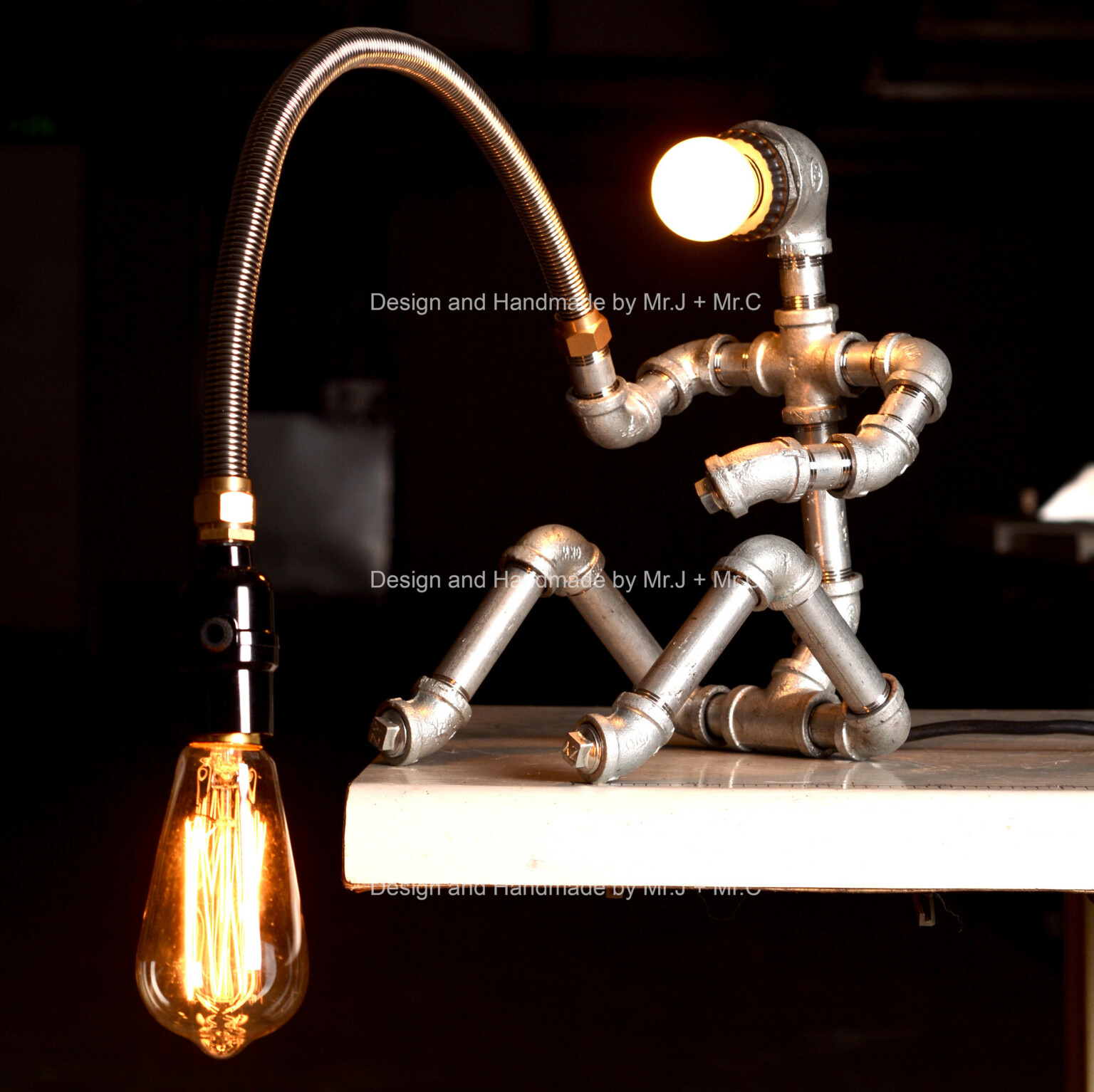 16 Creative Handmade Industrial Lighting Ideas For Your Interior