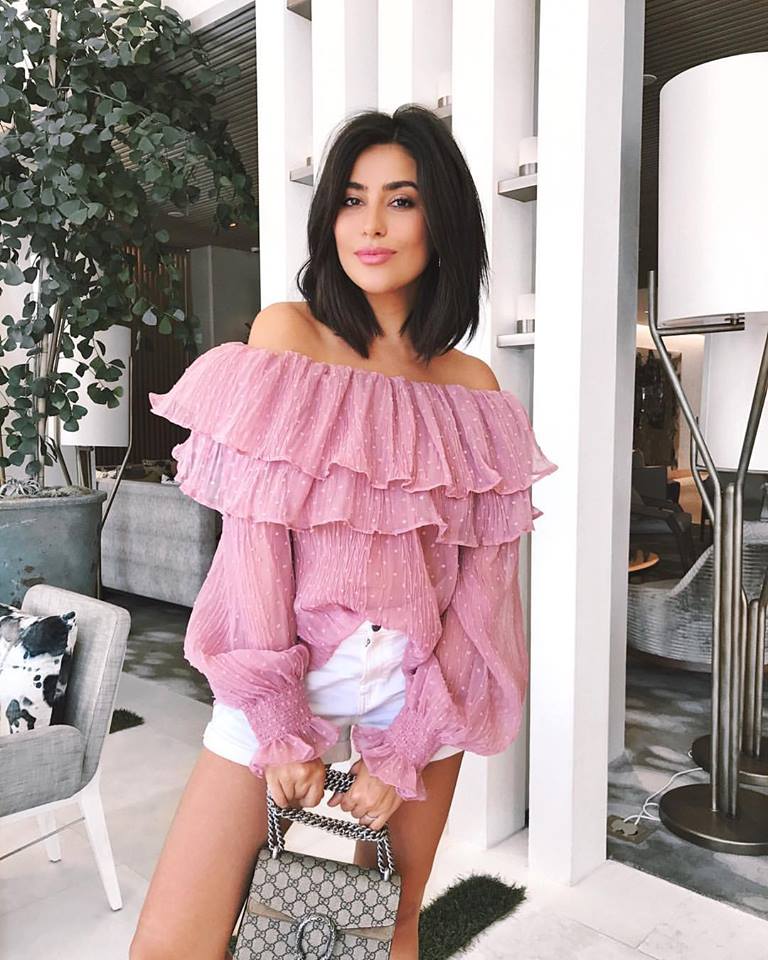 15 Cute And Chic Outfit Ideas To Copy This Season