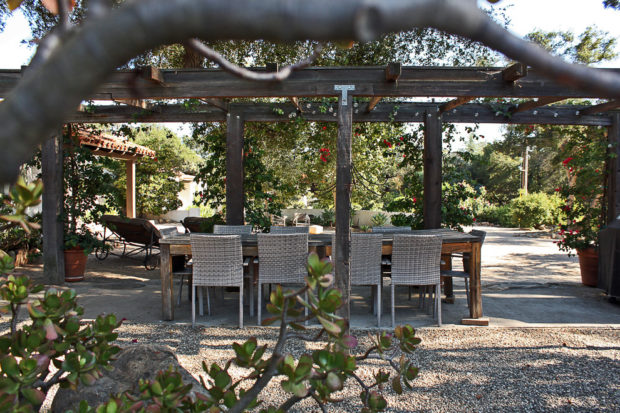 15 Dazzling Mediterranean Patio Designs That Won't Let You Leave Them