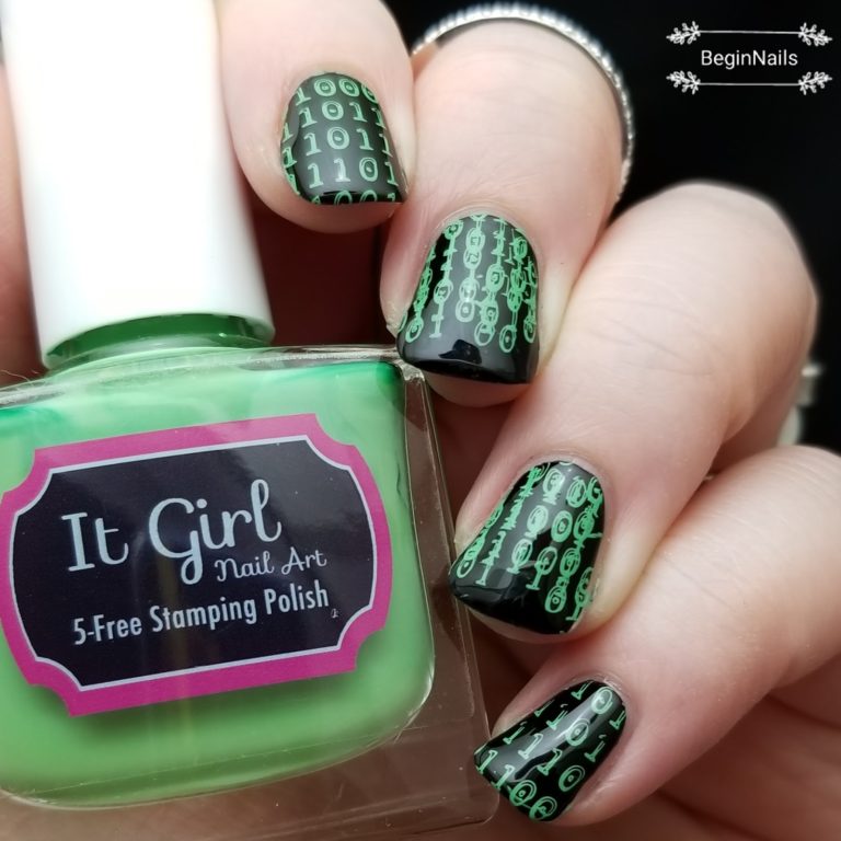 20 Unique Futuristic Nail Art Ideas