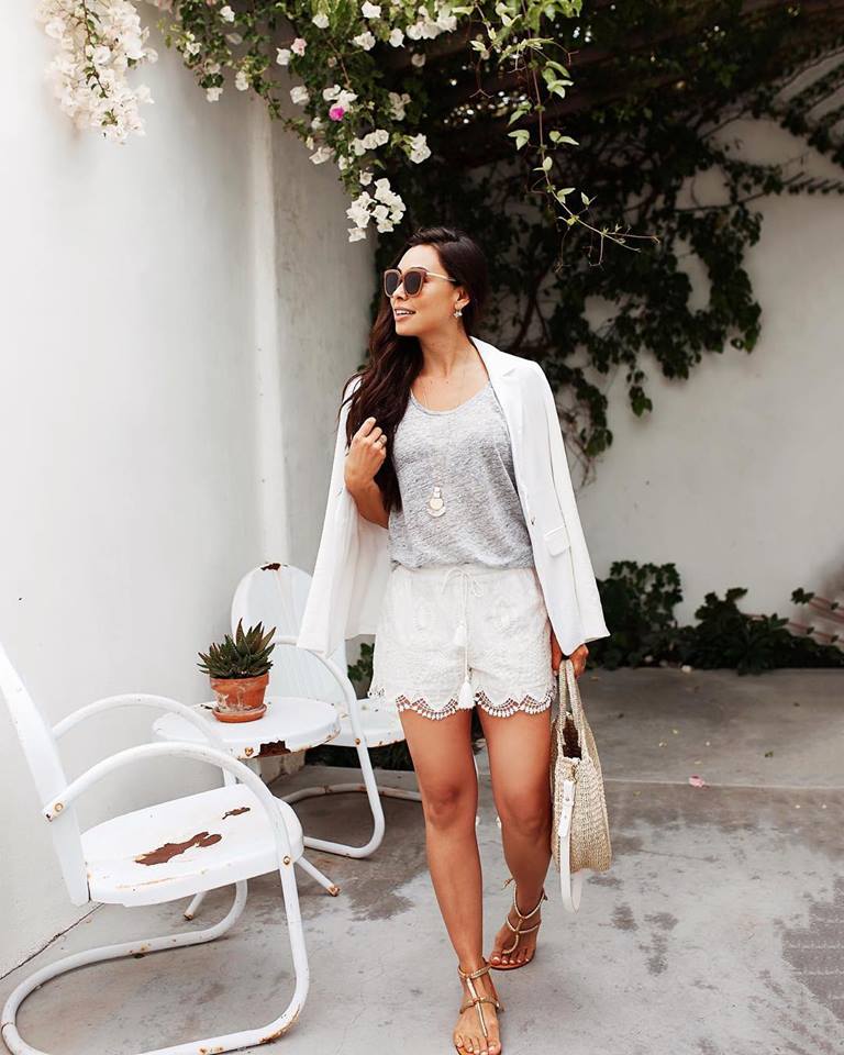 16 Classic & Chic Outfits to Master This Summer