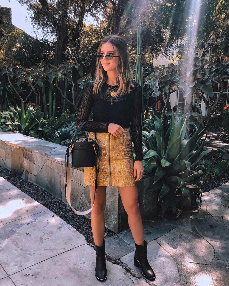Street Style–15 Ways to Wear a Mini Skirt Through Fall