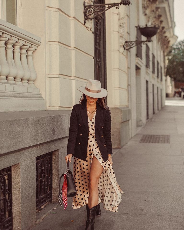 15 Beautiful Spring Outfits Ideas That you Must Try in 2019