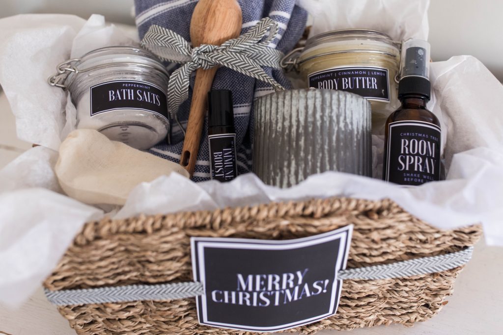15 Creative DIY Gift Basket Ideas for Christmas