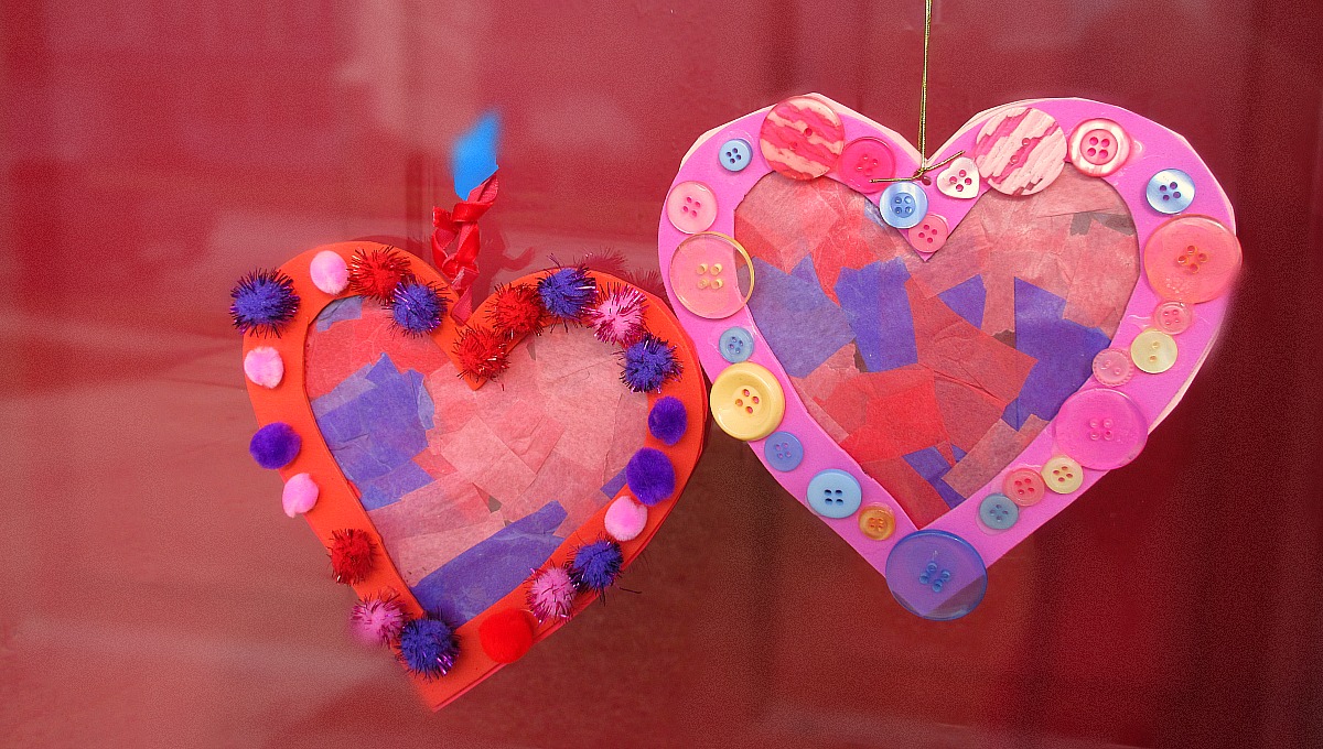 16 Adorable Valentine's Day Heart Crafts for Kids